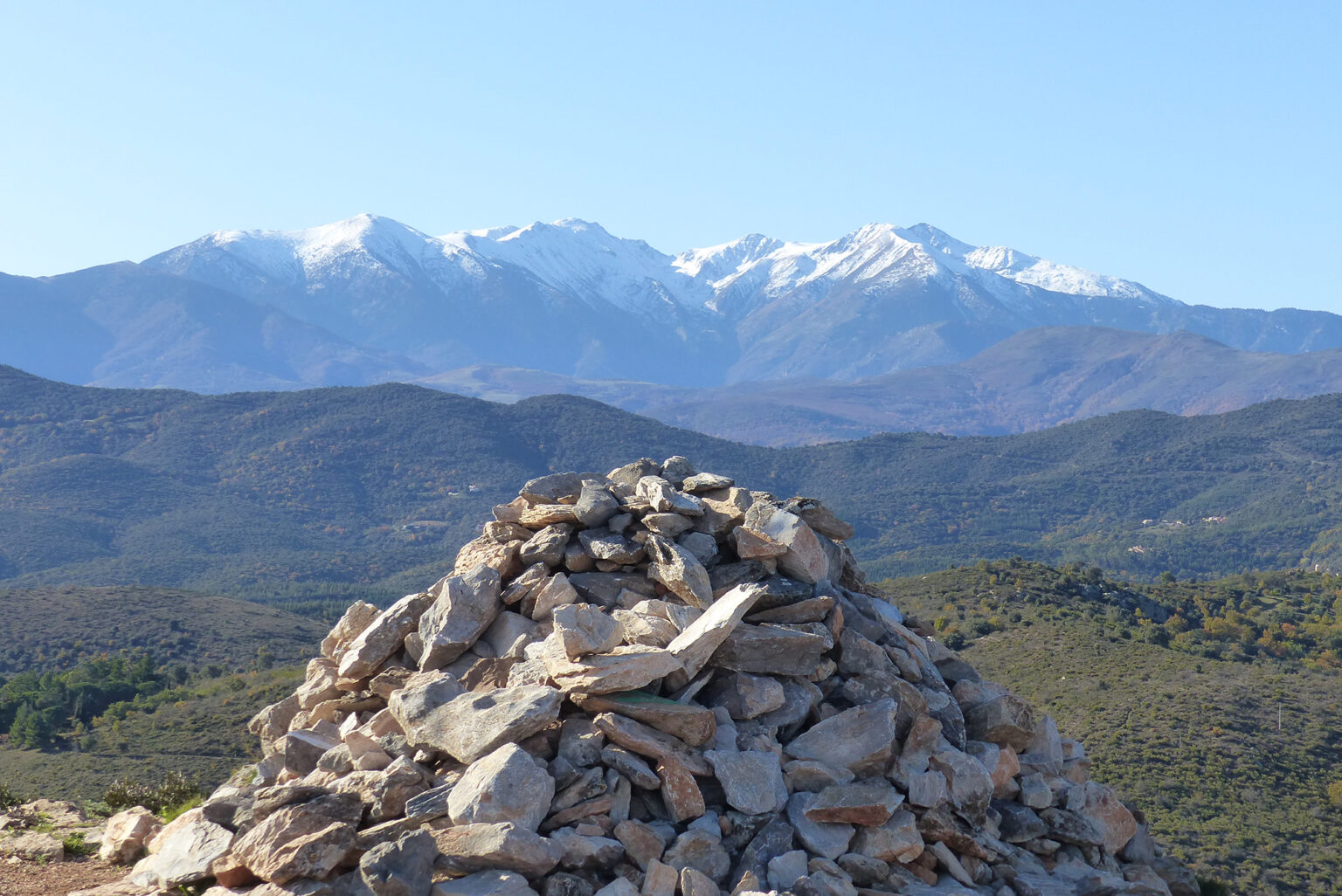 BALADES | Les Aspres, un balcon sur le Canigou